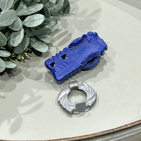 Hasbro | Toys | Beyblade Bundle Metal Burst Forge Disc Burst Ripcord ...